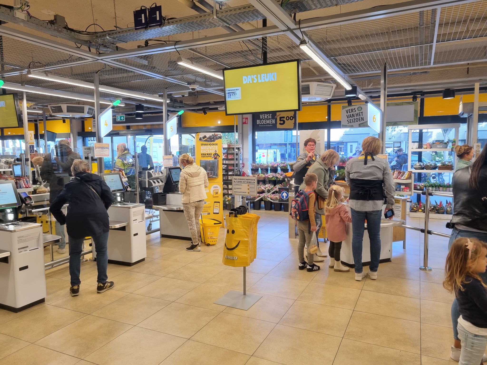 Welkom in de verbeterde Jumbo Petenbos! - Jumbo Huibers